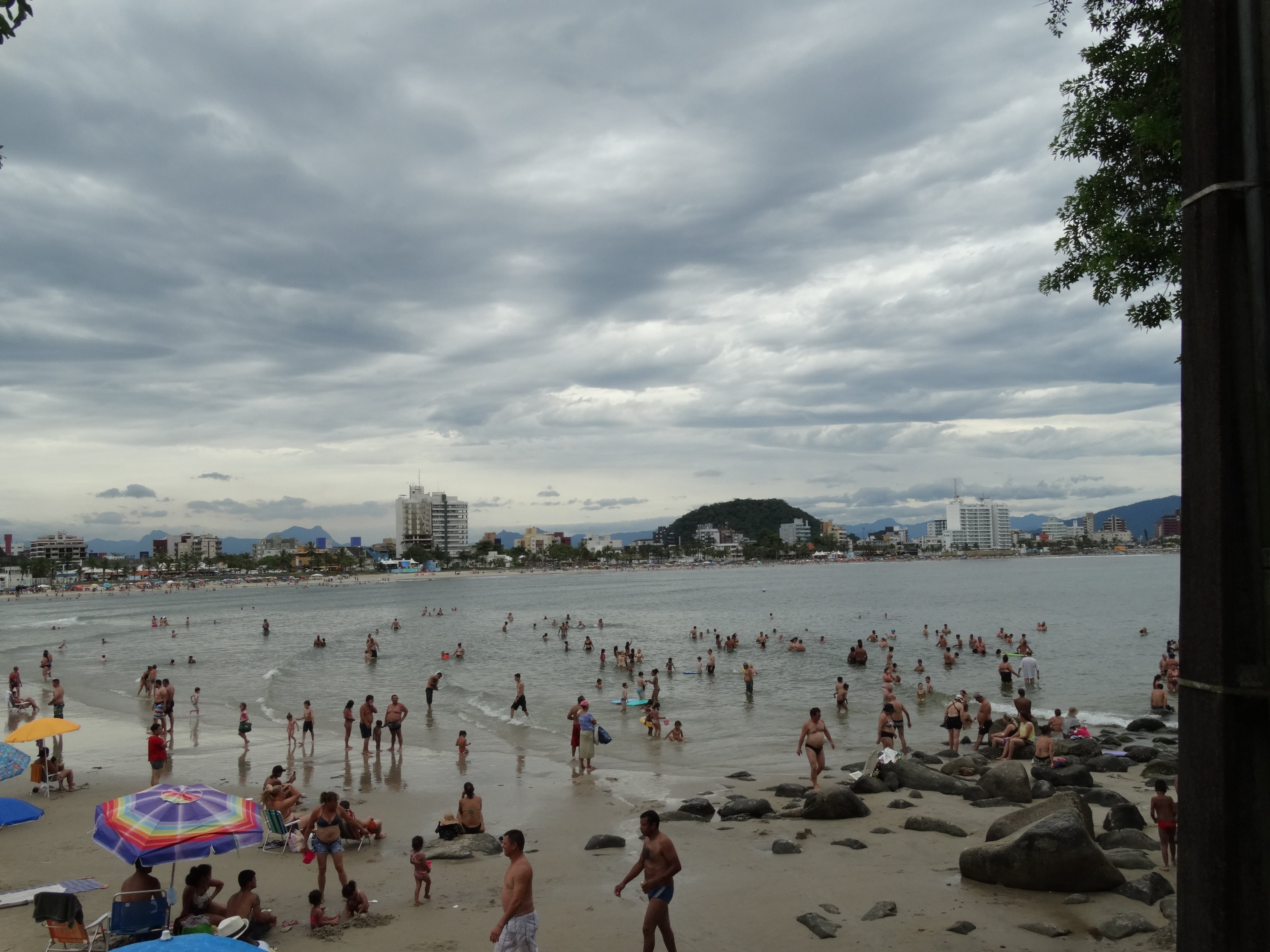 Praia do Cristo (Guaratuba (foto: Evandro Marques – www.passeios.org ...