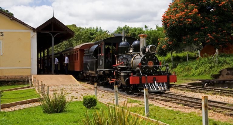 Passeios de Maria Fumaça em Minas Gerais: conheça!
